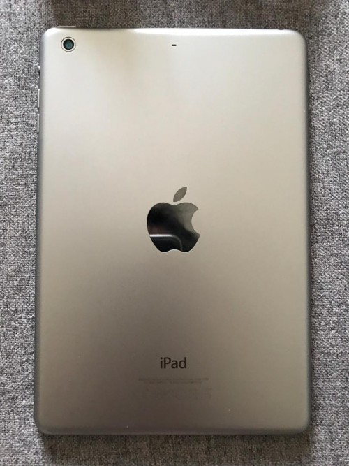 [WTS] Apple iPad Mini 2 64G WiFi Space Grey