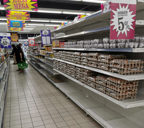 Sad grocery retail scene in MY