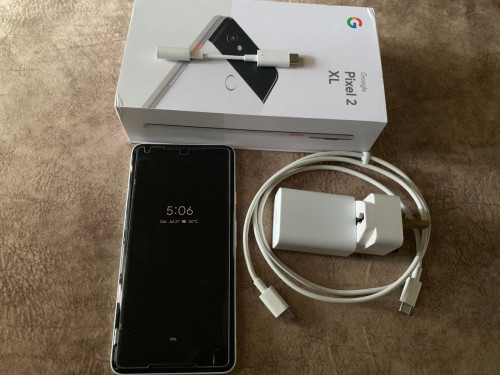 [WTS] Google Pixel 2 XL - Panda 64gb
