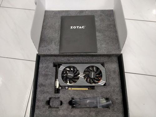 Zotac GeForce® GTX 970 Dual Fan for quick sale