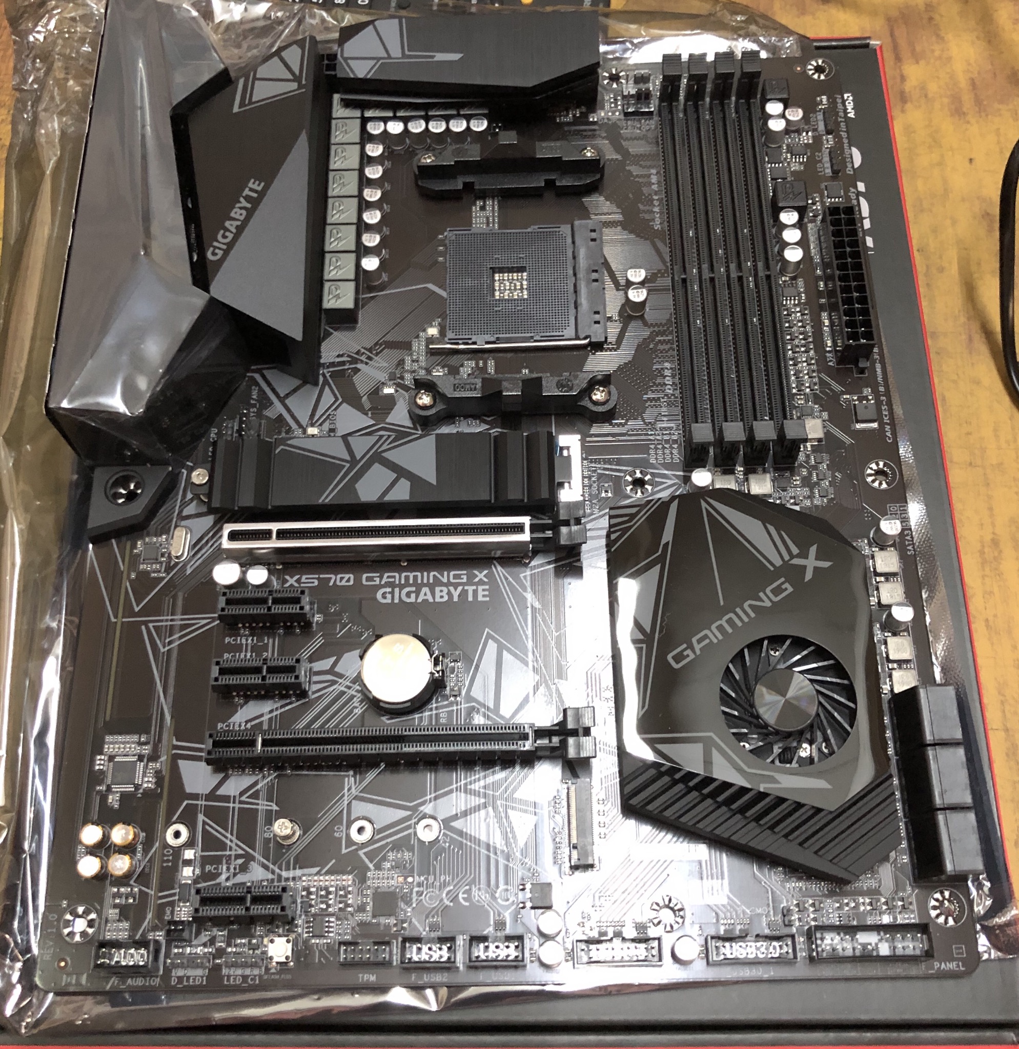 [WTS] [NEW]Gigabyte X570 Gaming X Motherboard