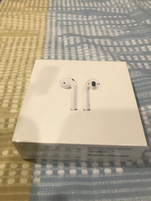 WTS Unopened Airpods 2 with Charging Case