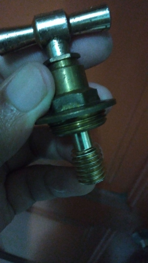 Do Mr DIY sell main pipe thingy?