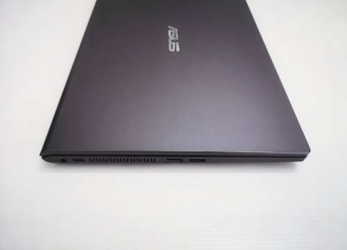 (SOLD) Asus A409M, Light Design, 14" HD