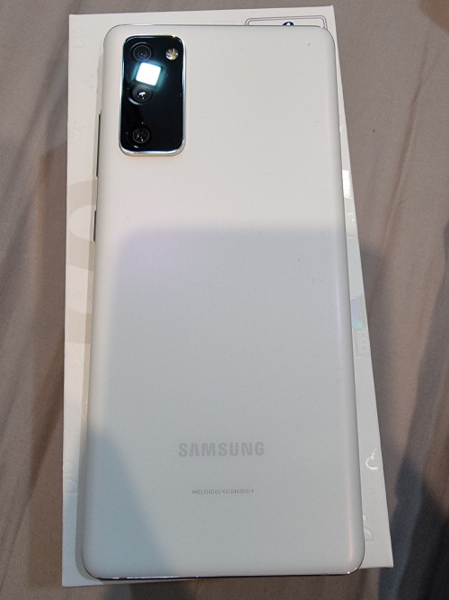 [WTS] SAMSUNG GALAXY S20 FE 5G 256GB WHITE SME