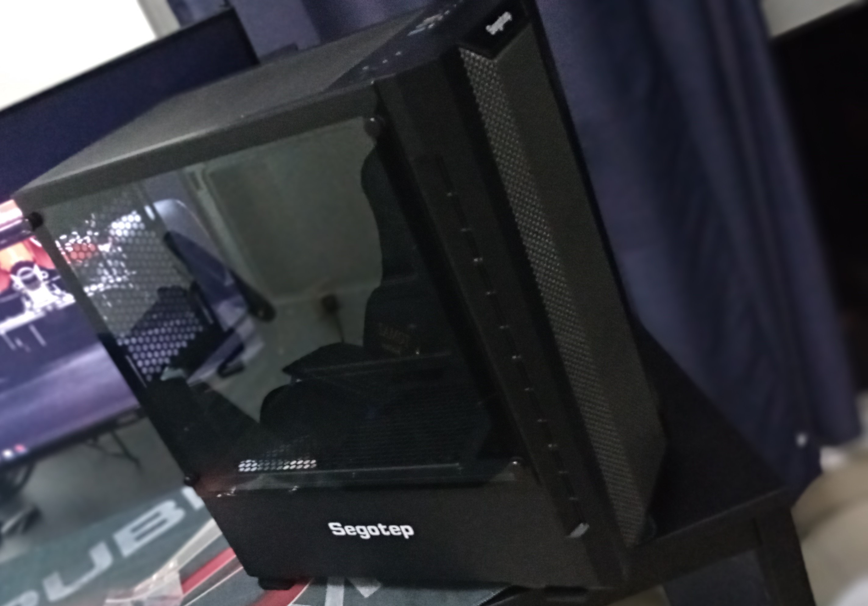 P11027 193507 - Pictr.com