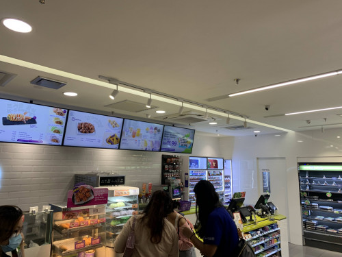 FamilyMart new superstore, cute amoi introduce