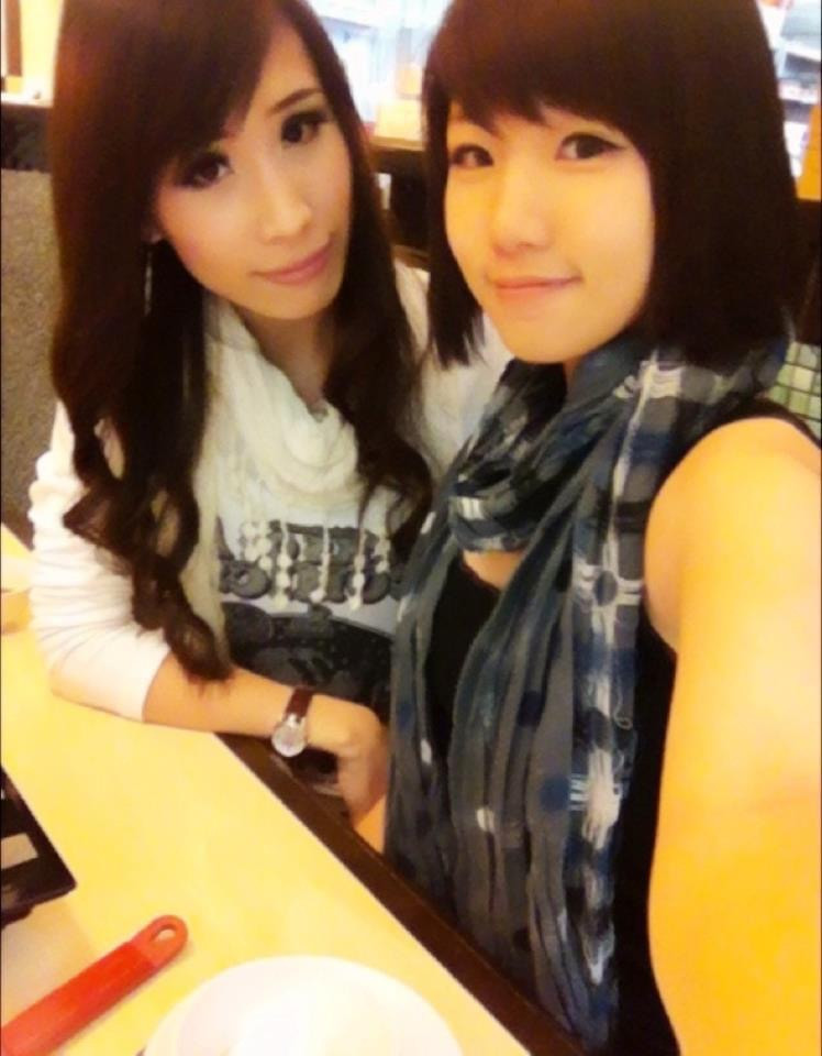 FB1A00C9 BC63 4E00 8DEE 26F955965B74 - Pictr.com