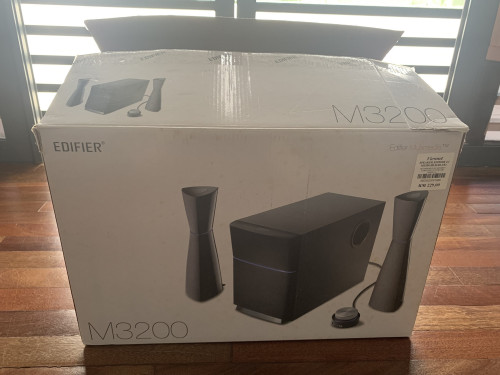 WTS Edifier M3200 Blue