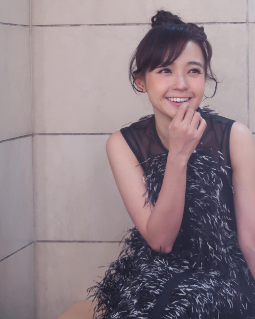 HK singer & actress, Kandy Wong is 35 years old