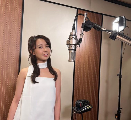 HK singer & actress, Kandy Wong is 35 years old