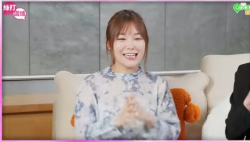 HK's First AV Star Erena So Interview By Shiga