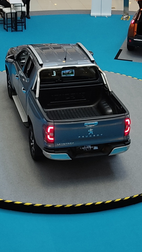 Pijot suv coupe spotted in Malaysia. Launch soon?