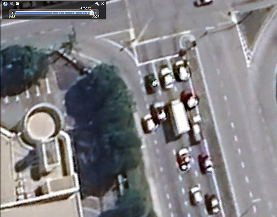 Want to ask road rules at intersection