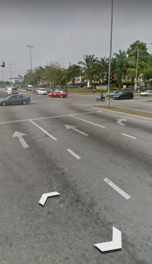 Want to ask road rules at intersection