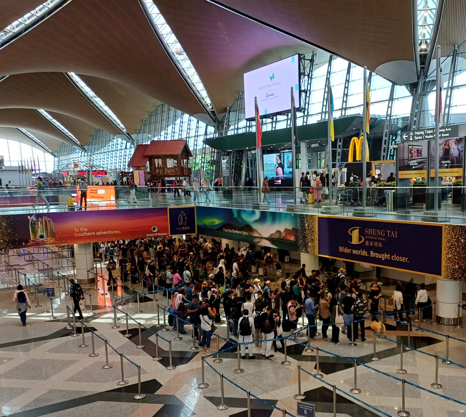 KLIA needs a display to show time to reach immi
